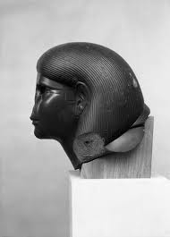 Halitosis. The Female Model | abjour